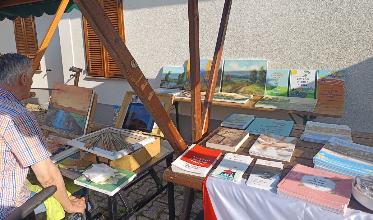 NA FESTIVALU V SEMIČU TUDI NAŠ SLIKAR ŽELJKO VERTELJ